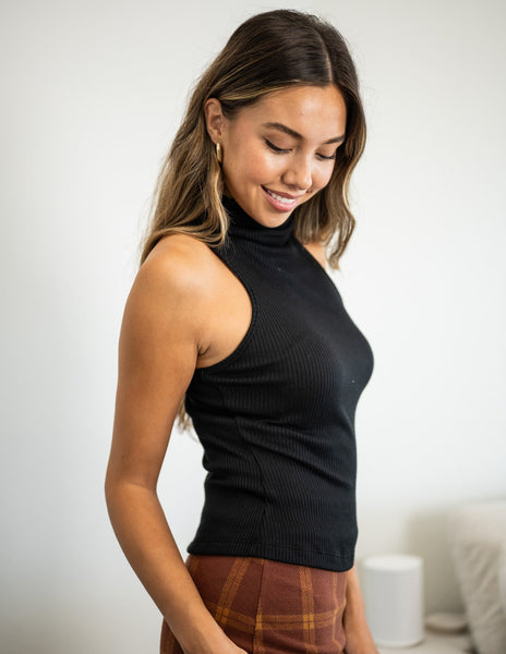 Chlo Turtle Neck – Sozy