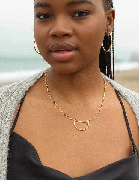 Classic Bombshell Hoop Earrings – Sozy